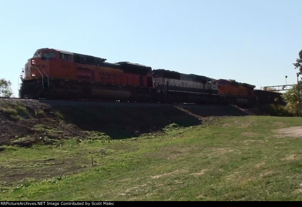 BNSF 9315, 9633 & 6218